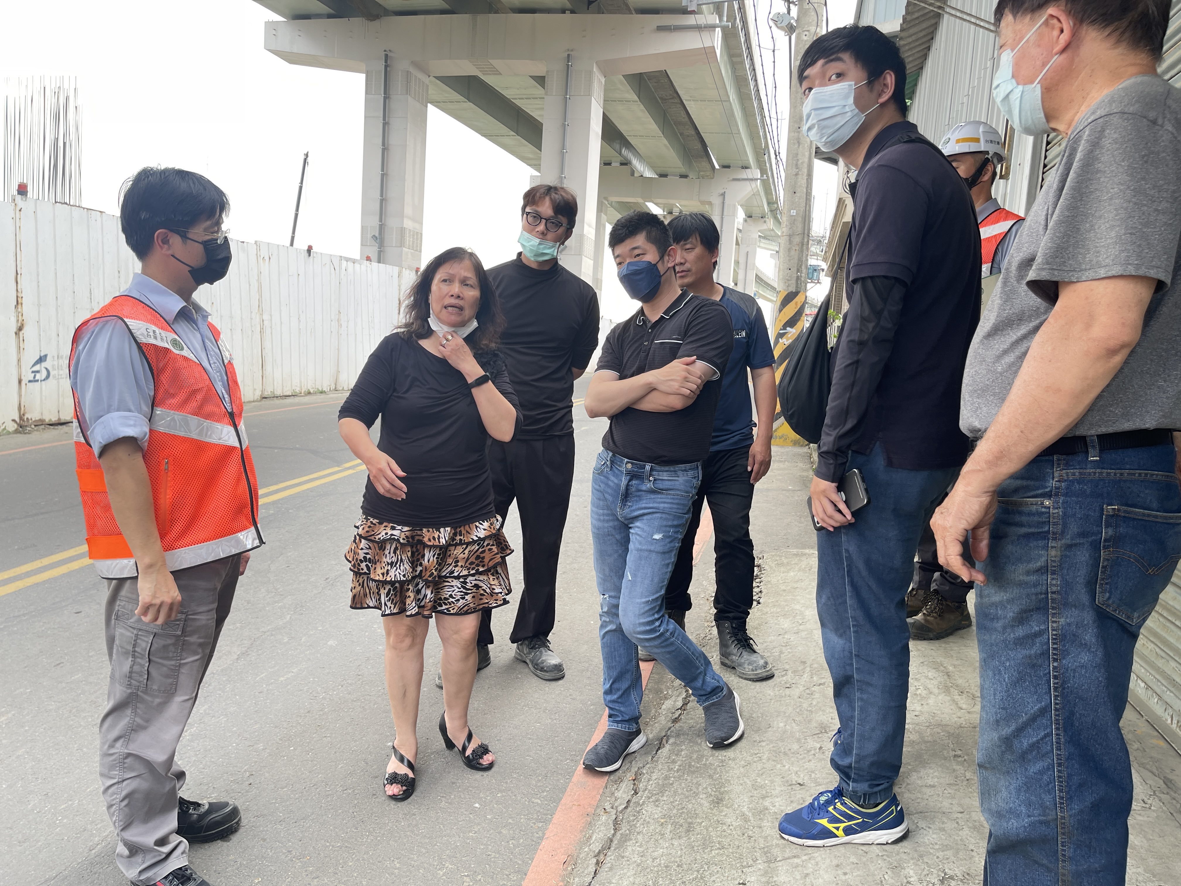 臺北市大安區公所-里鄰花絮-1120413洲美街196巷側溝擋土牆會勘